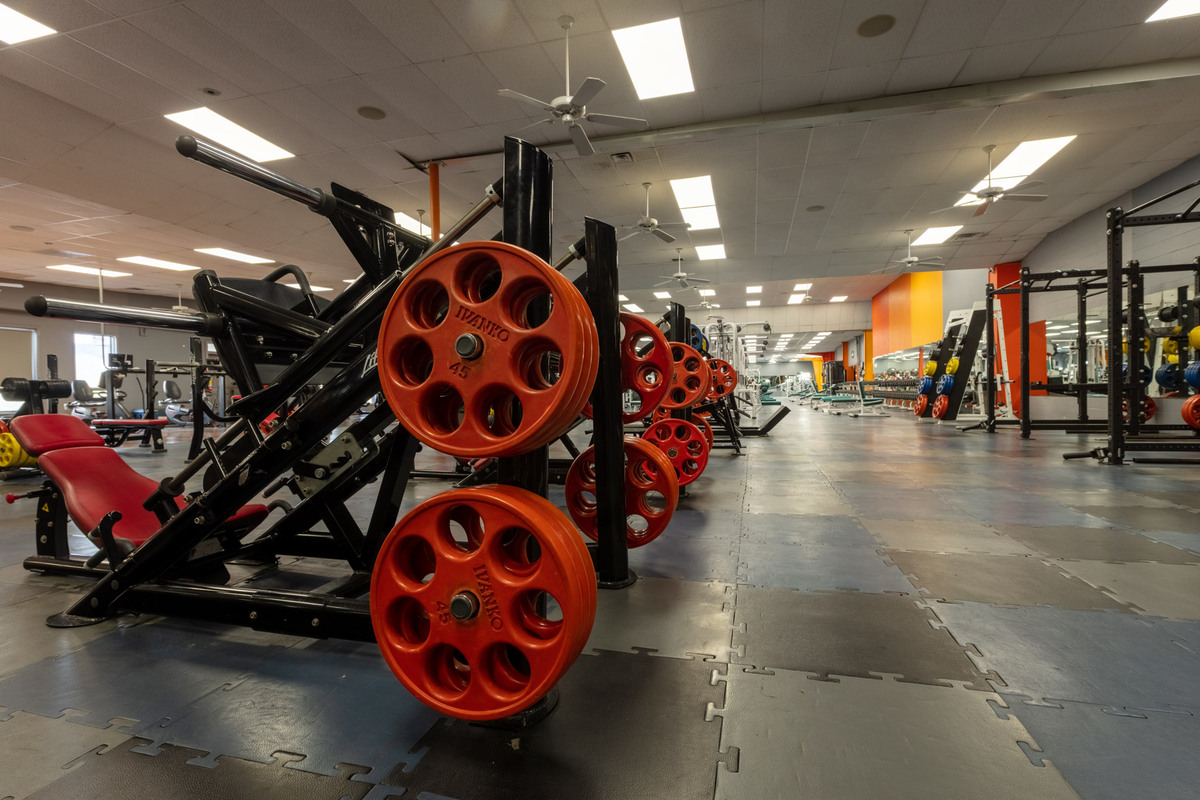 State-of-the-Art Fitness Equipment | Santa Fe Spa Fitness Club